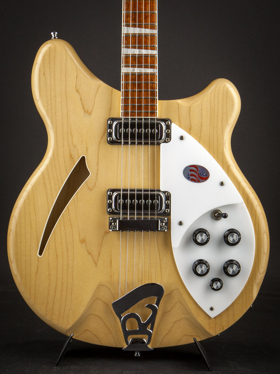 Rickenbacker: 360 Mapleglo #1635702 – World Guitars