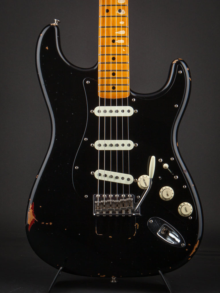 Fender Custom Shop: Stratocaster David Gilmour Relic - Black over Sunb ...