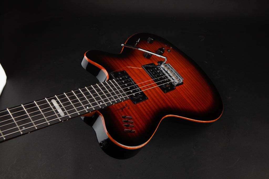 Godin Guitars LGXT Cognac Burst – World Guitars